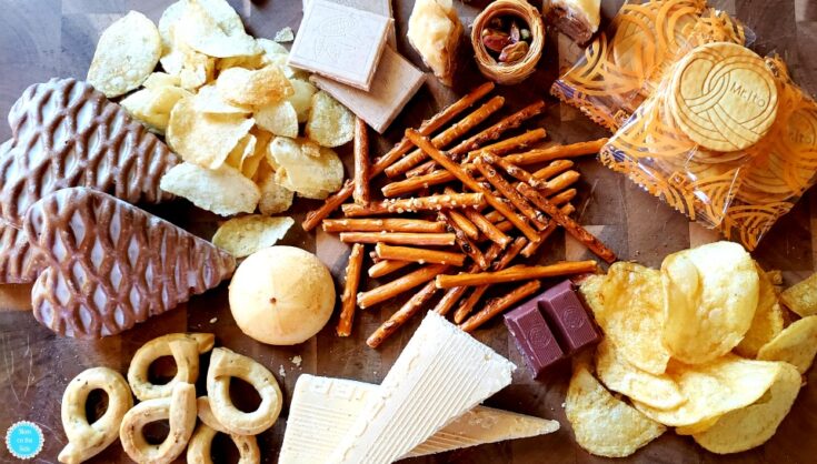 What's Inside Universal Yum's Holiday Box for 2019